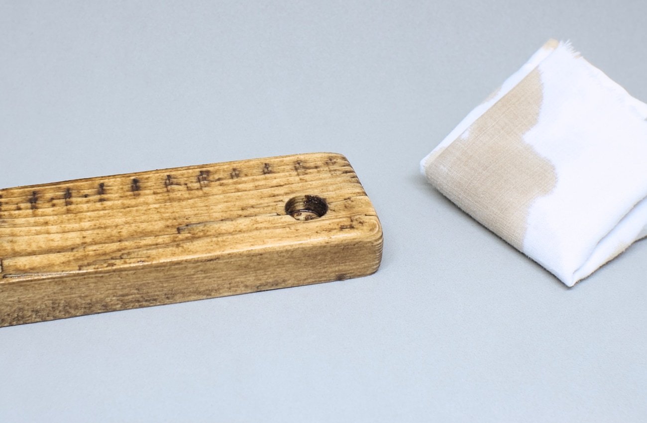 Cómo hacer un portagafas de pared con madera reciclada de un palé