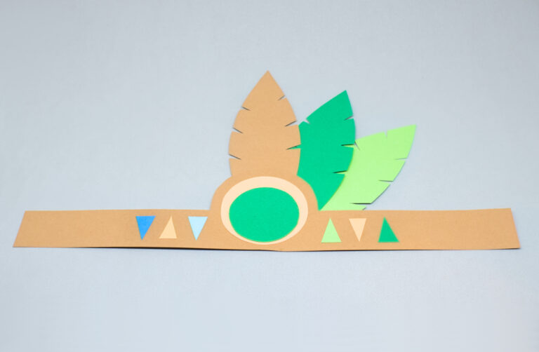 Cómo Hacer Un Tocado De Plumas De Papel Con Cartulinas De Colores